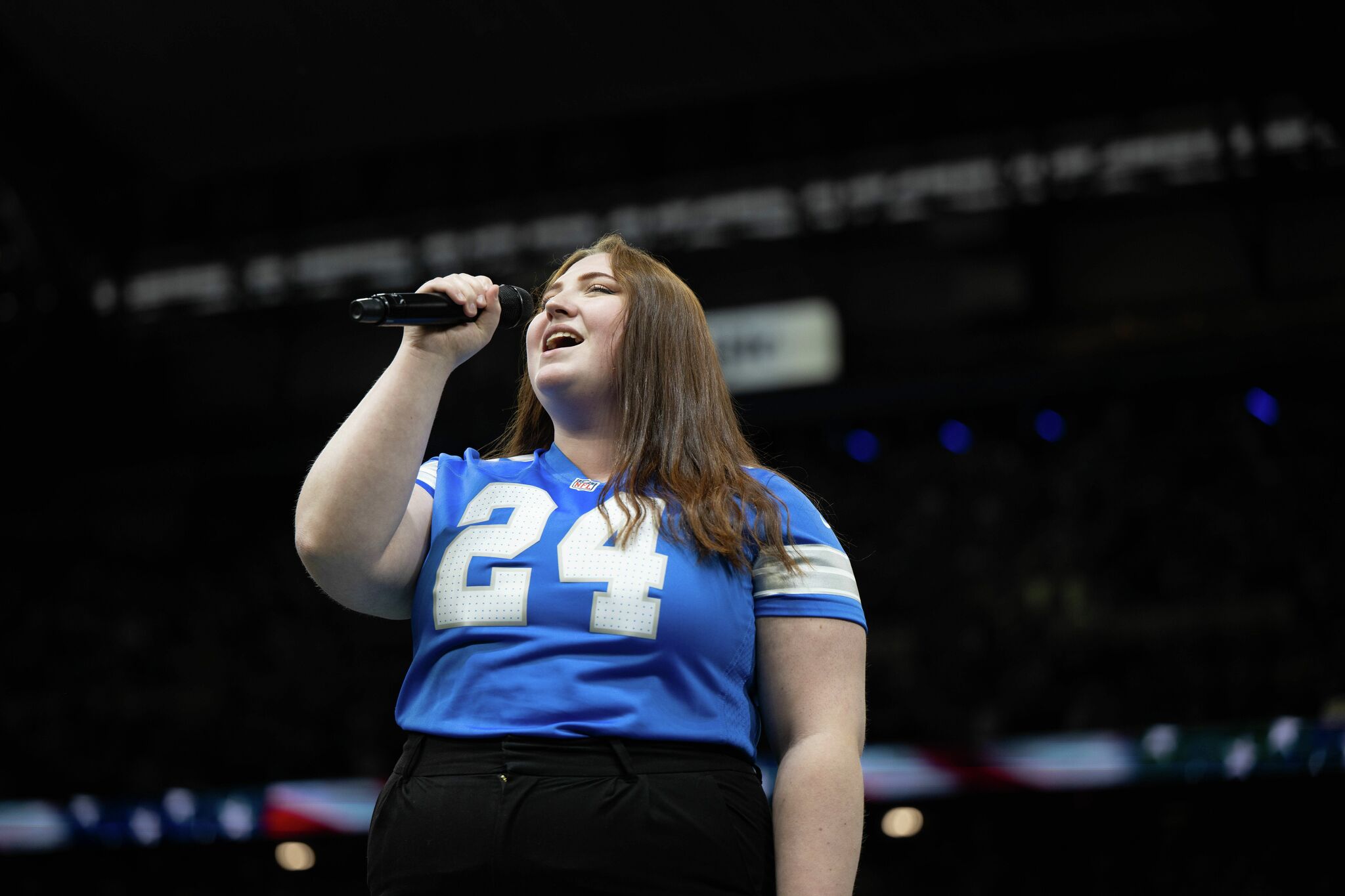 Midland's Gretchen Shope performed national anthem at Ford Field