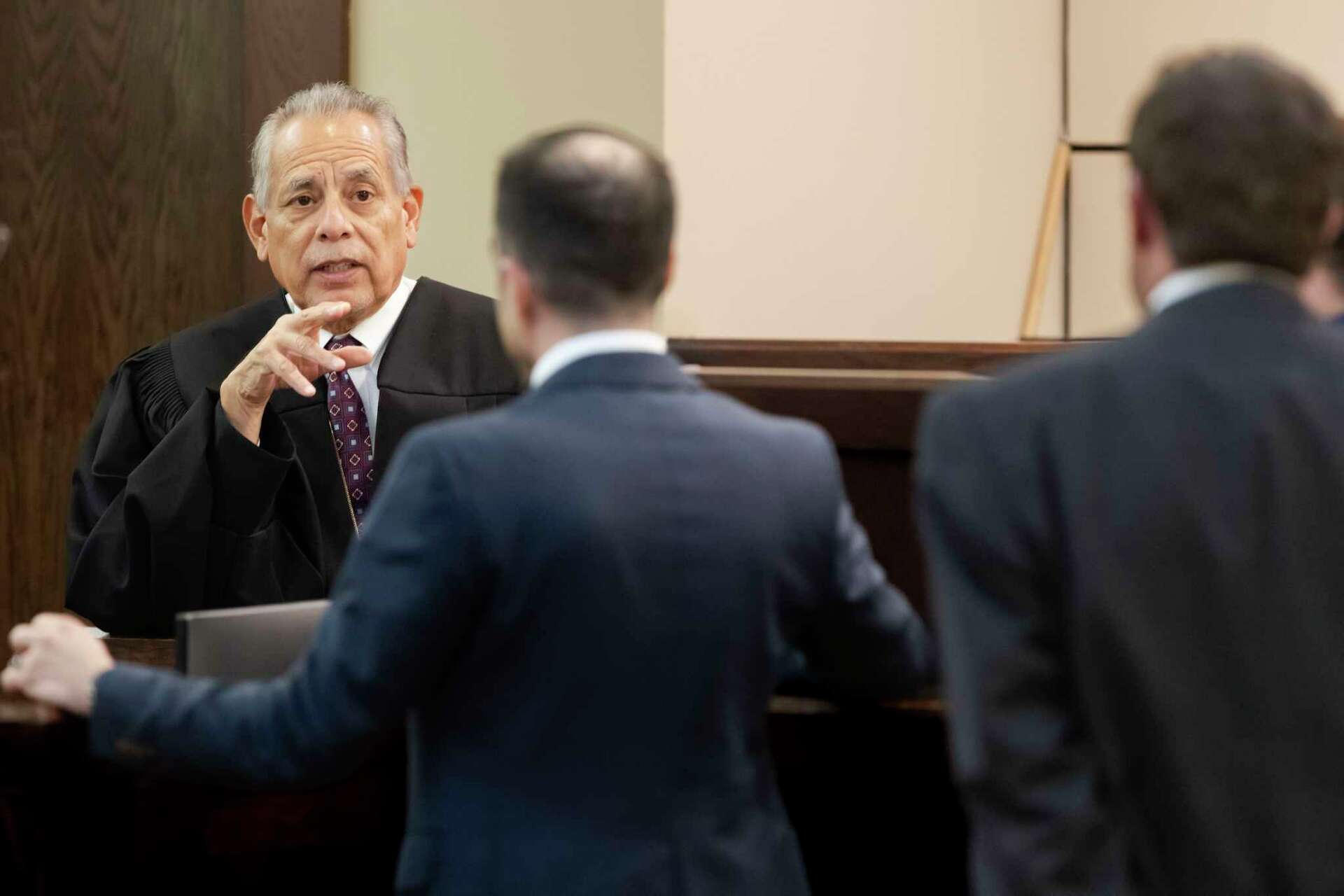 Man sentenced to prison for killing neighbor during argument