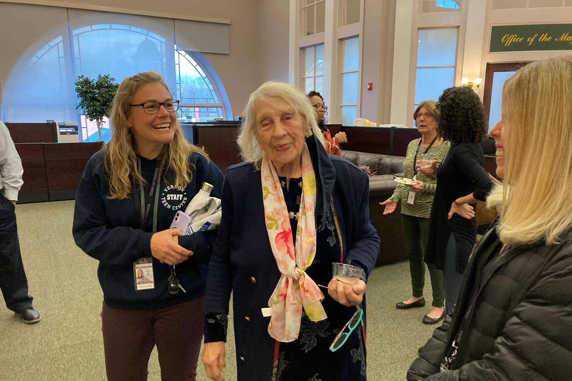 Gertrude Roberts, a staple at Vernon Town Hall, dies on 93rd birthday