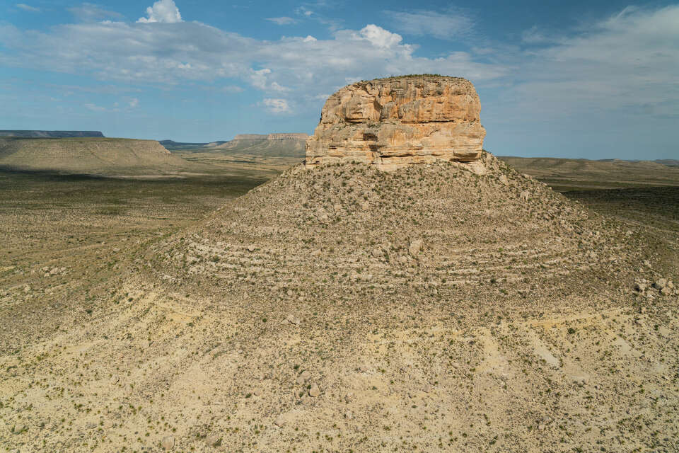 Texas buys massive Brewster Ranch owned by Brad Kelley