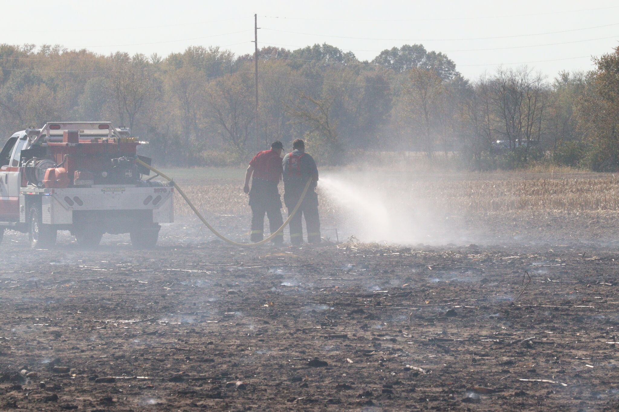 Multiple Madison County IL departments respond to field fire