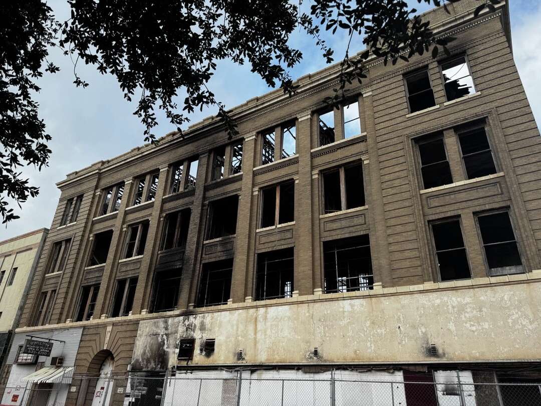 Gilbert Building owner surprised by fire investigation warrant