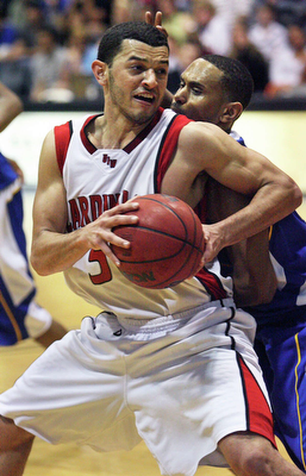 UIW beats St. Mary's 65-63