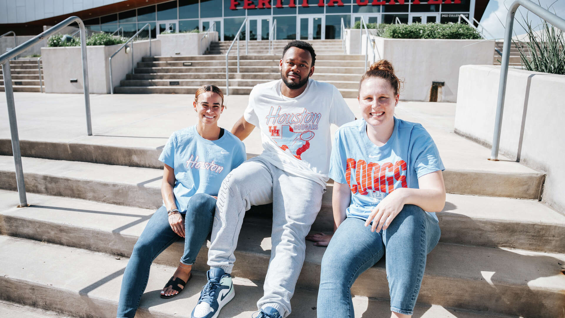 UH athletics: Cougars showing off new line of 'Houston Blue'