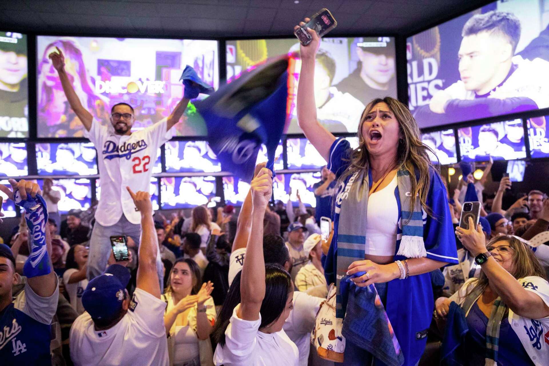 Bad news, Giants fans, Dodgers won it all. But don’t call it a dynasty