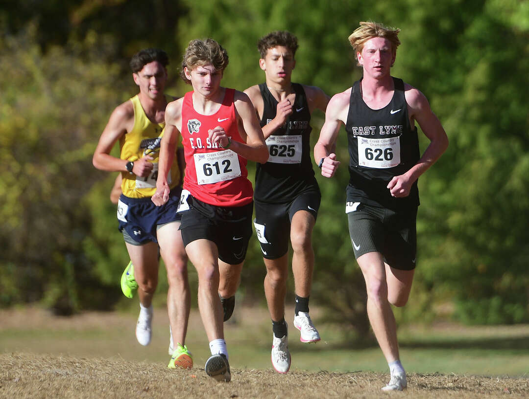 2024 CT high school boys cross country championships roundup.