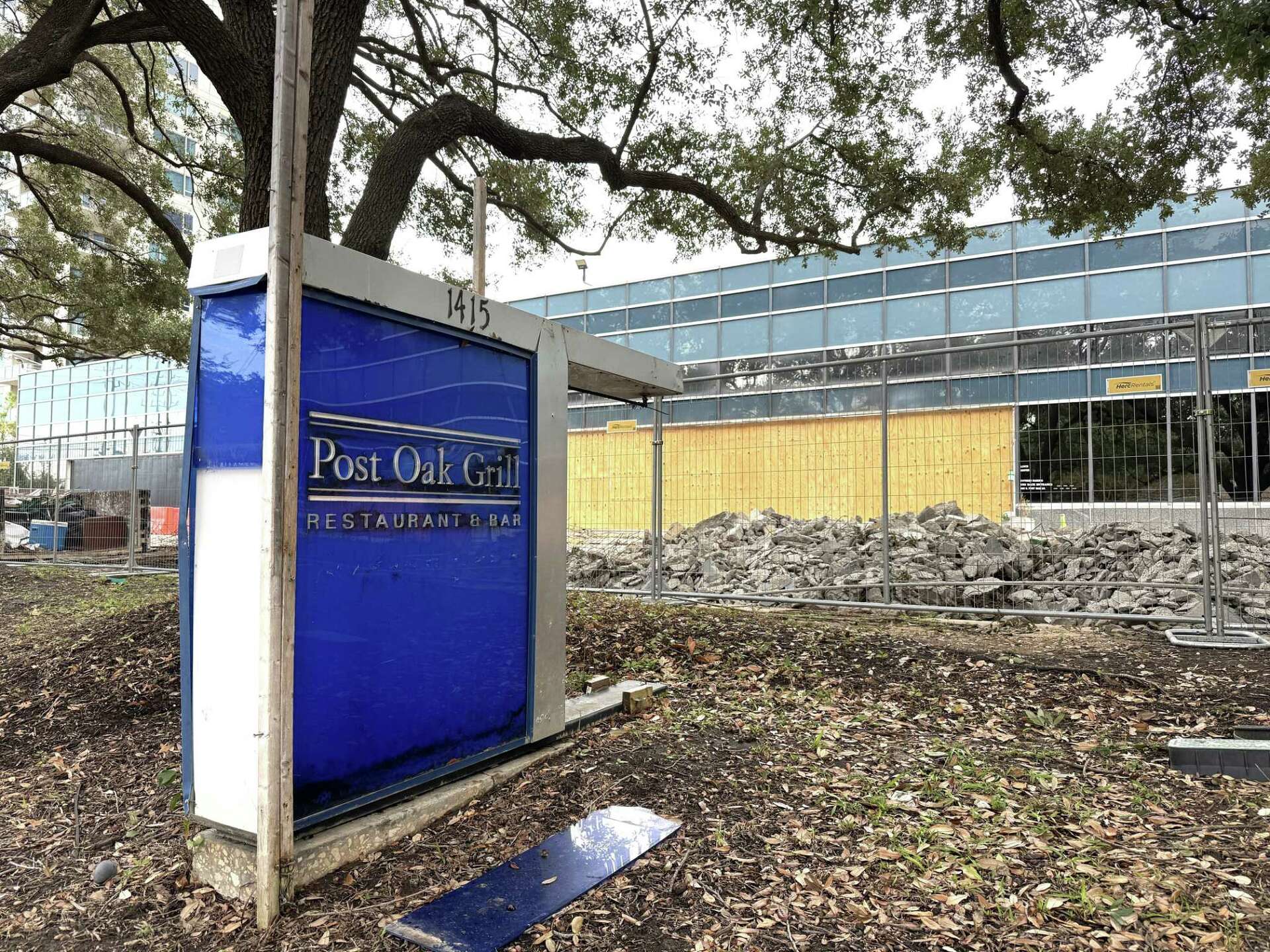 Houston power lunch restaurant Post Oak Grill closes original location