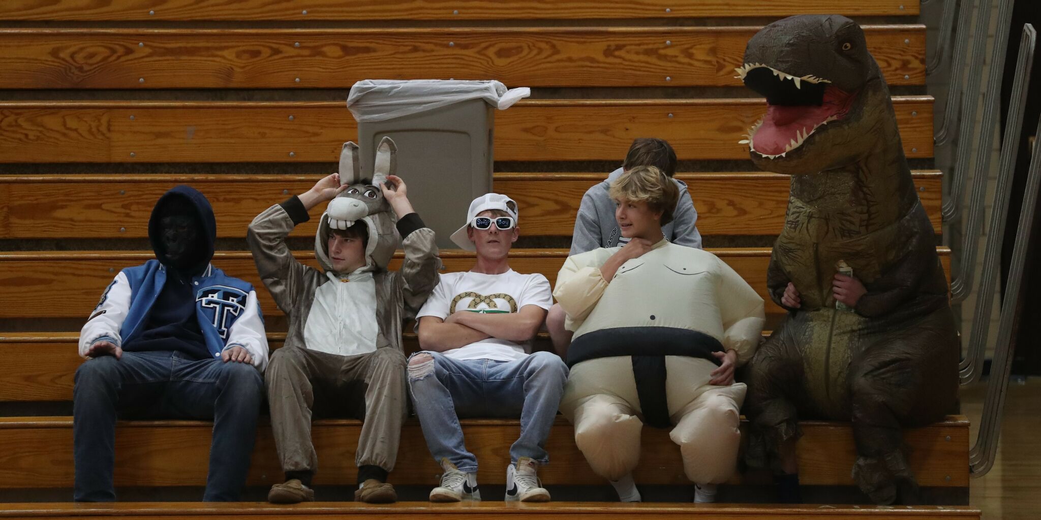 Photo: Triopia fans get all dressed up