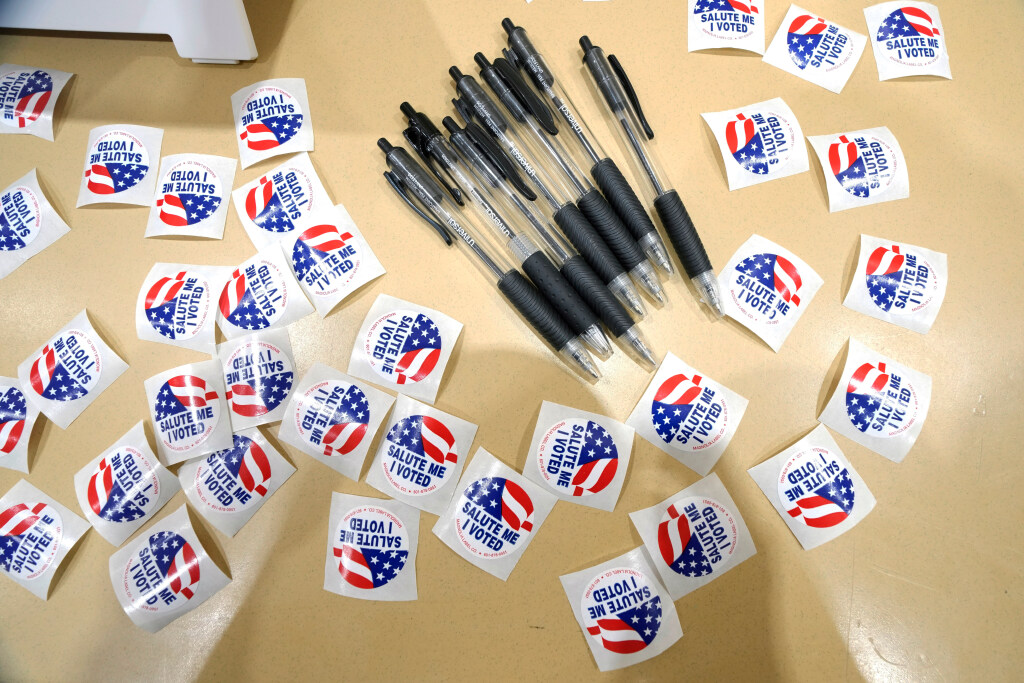 What pens can you use to vote in Connecticut's 2024 election?
