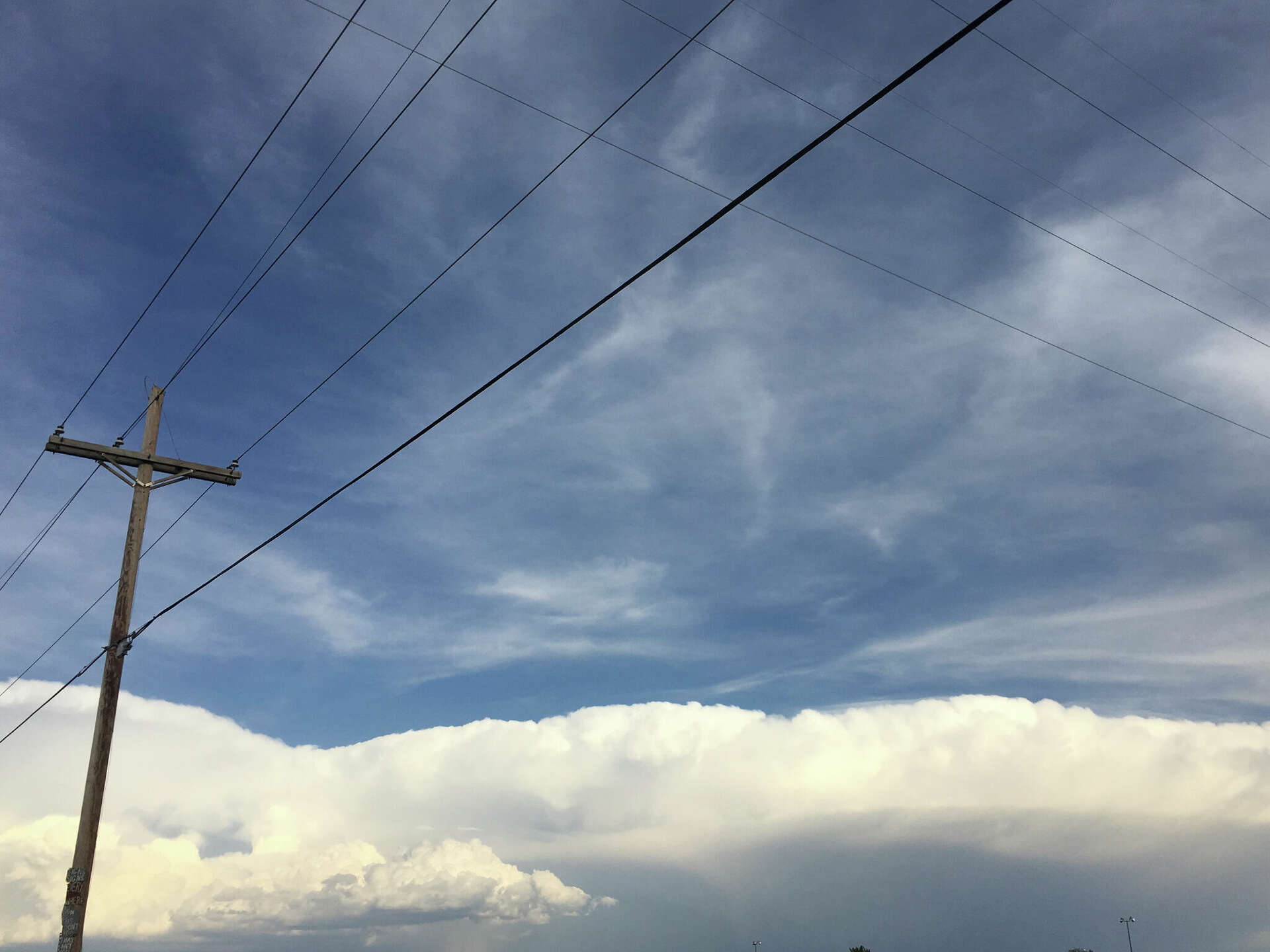 Strong cold front to bring arctic air, freezing temps to Texas
