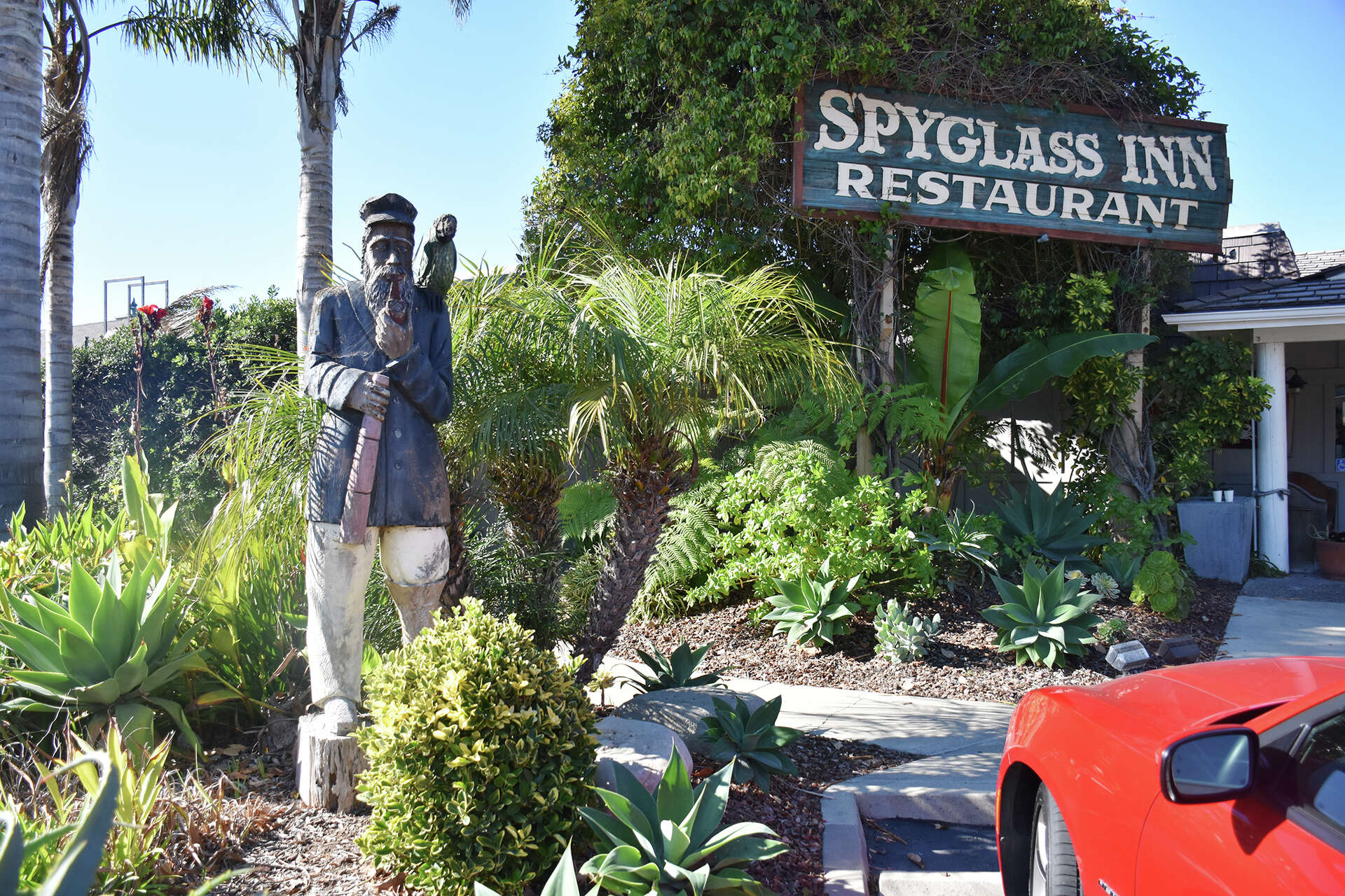 California restaurant with unbeatable ocean views to close