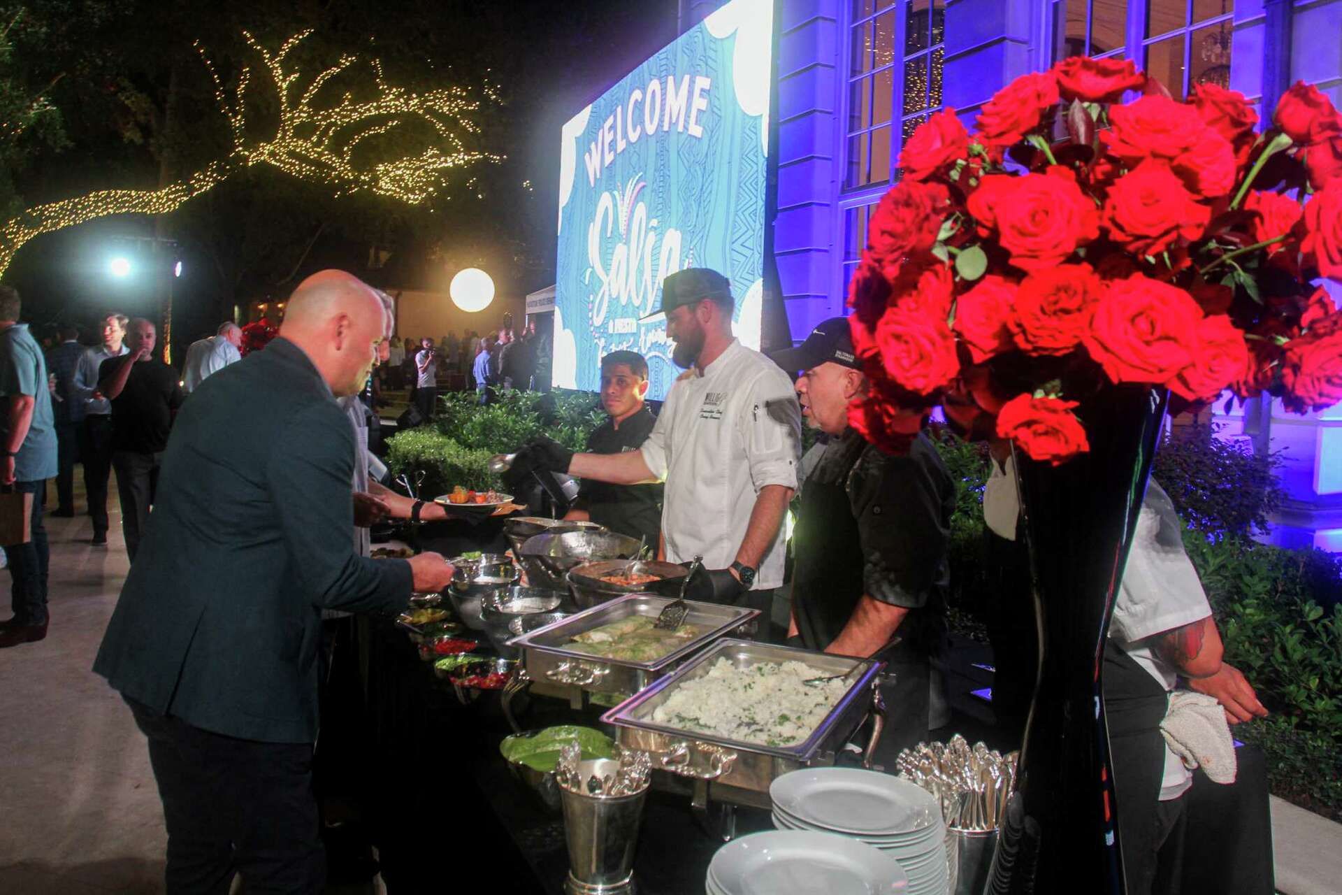 Tilman Fertitta's True Blue Gala raises $1.1 million for HPD