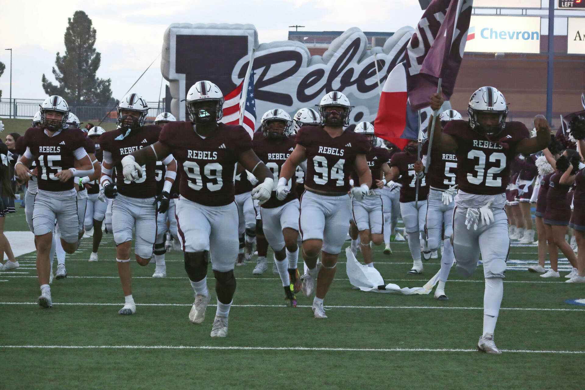 Midland Legacy capitalizes off Midland High miscues in 28-7 win