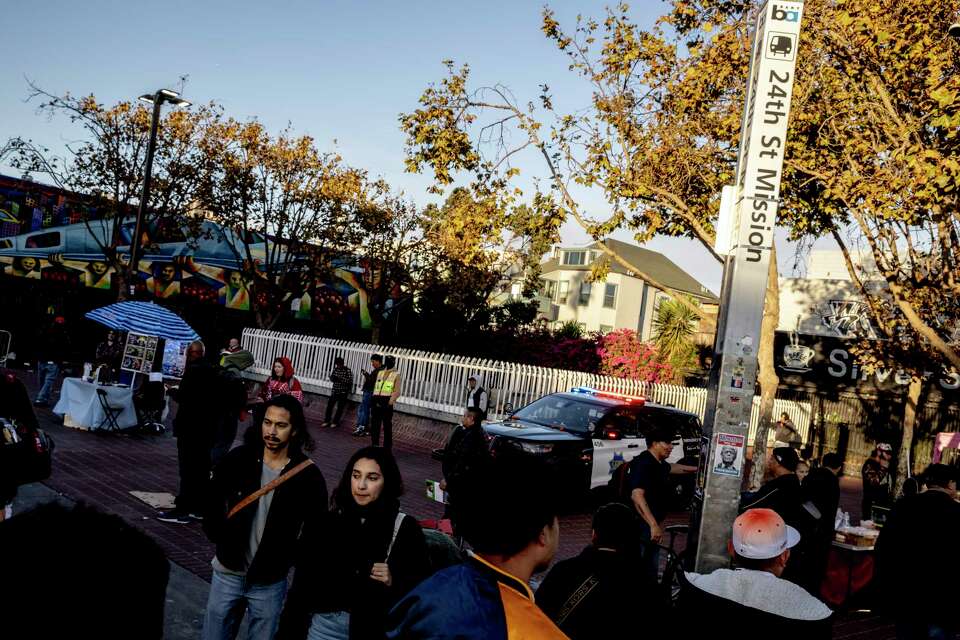 Horrific stabbing reported on BART in San Francisco