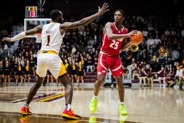 Tanner Thomas will lead Sacred Heart men's basketball into the MAAC