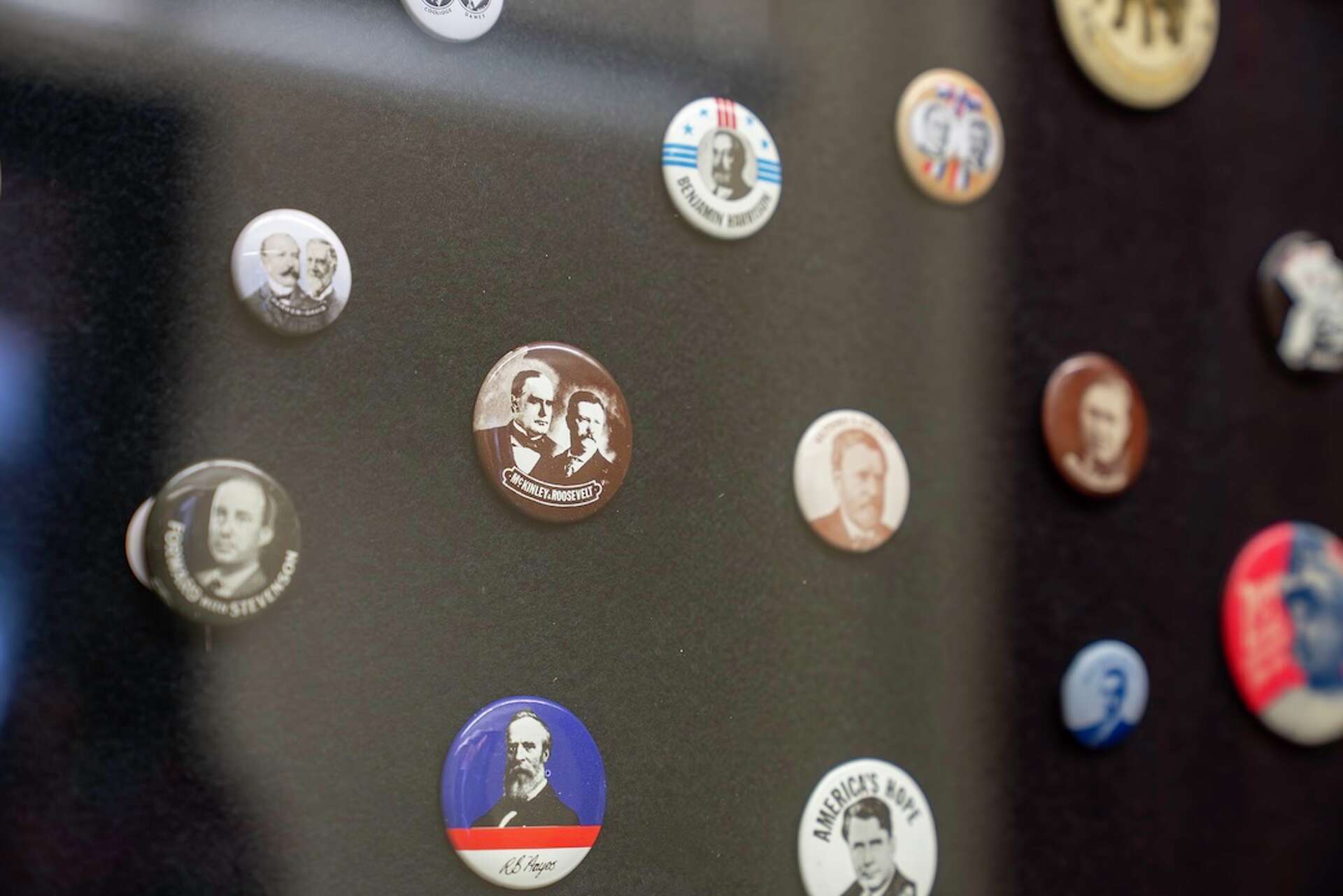 New exhibit at Rice shows American history through campaign buttons