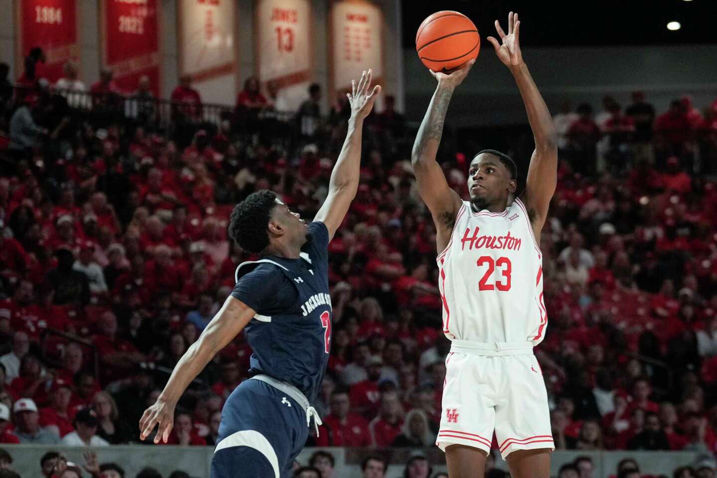 NCAA basketball: UH routs Jackson State in season opener
