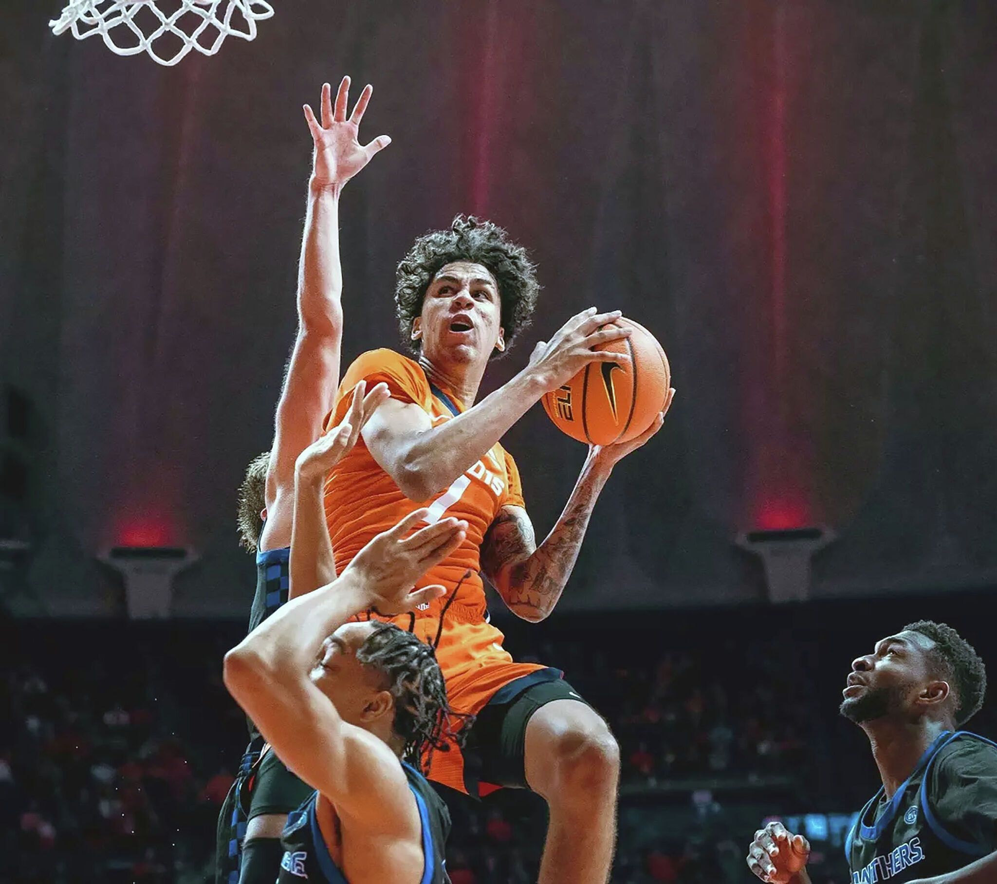 Illinois basketball dominates opener; Ty Rodgers redshirts