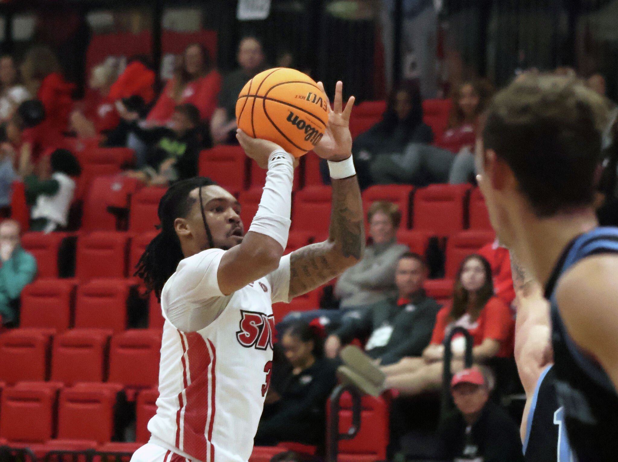 Ray'Sean Taylor on the Lou Henson Award watch list