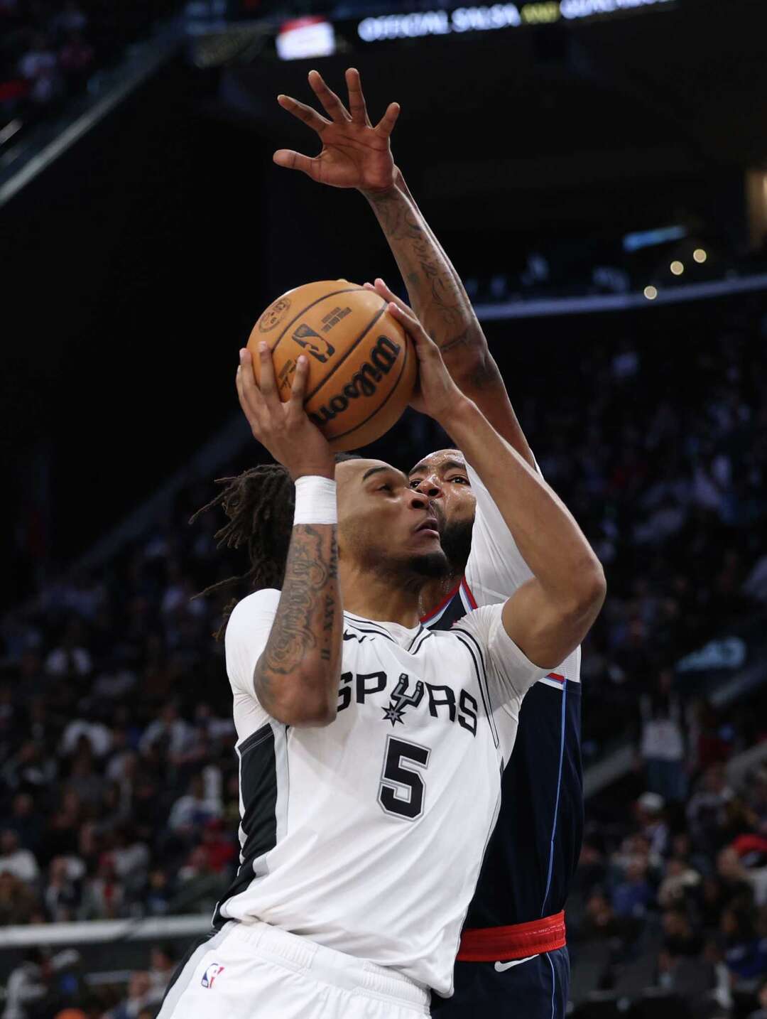 Spurs rookie Stephon Castle's first NBA start memorable in its own way