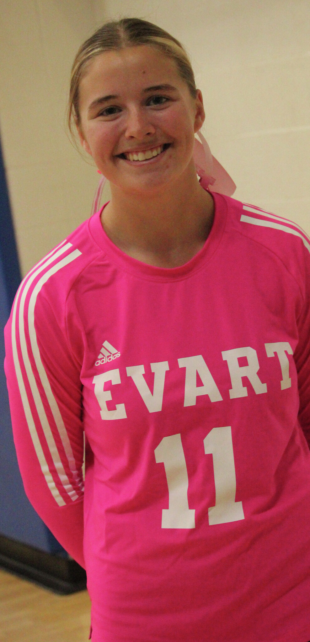 Evart softball player signs with Mid Michigan