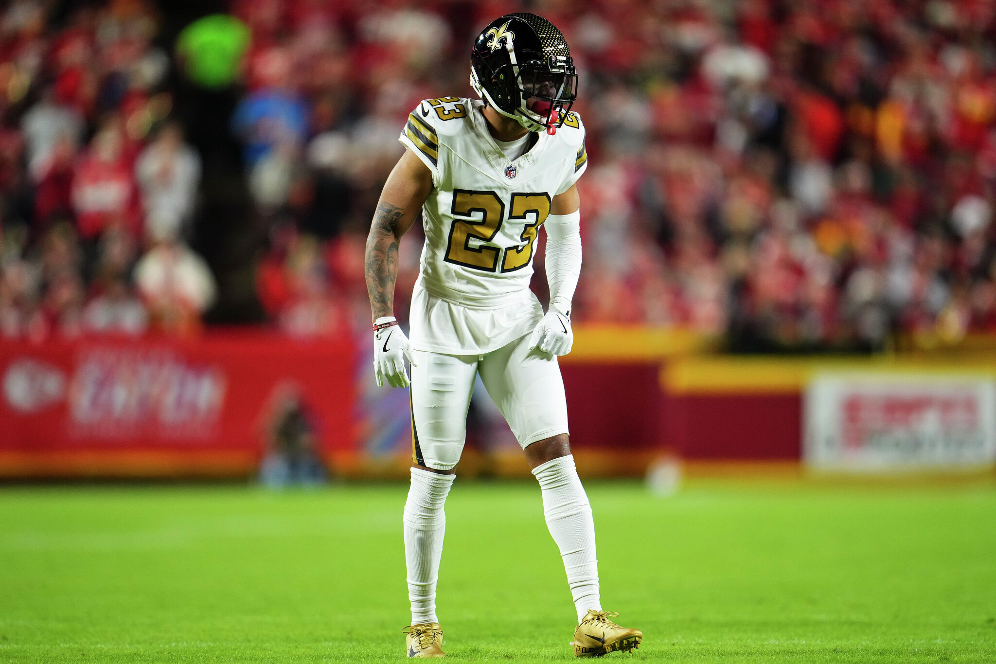 NFL trade deadline sees Lattimore to Commanders, Smith to Lions