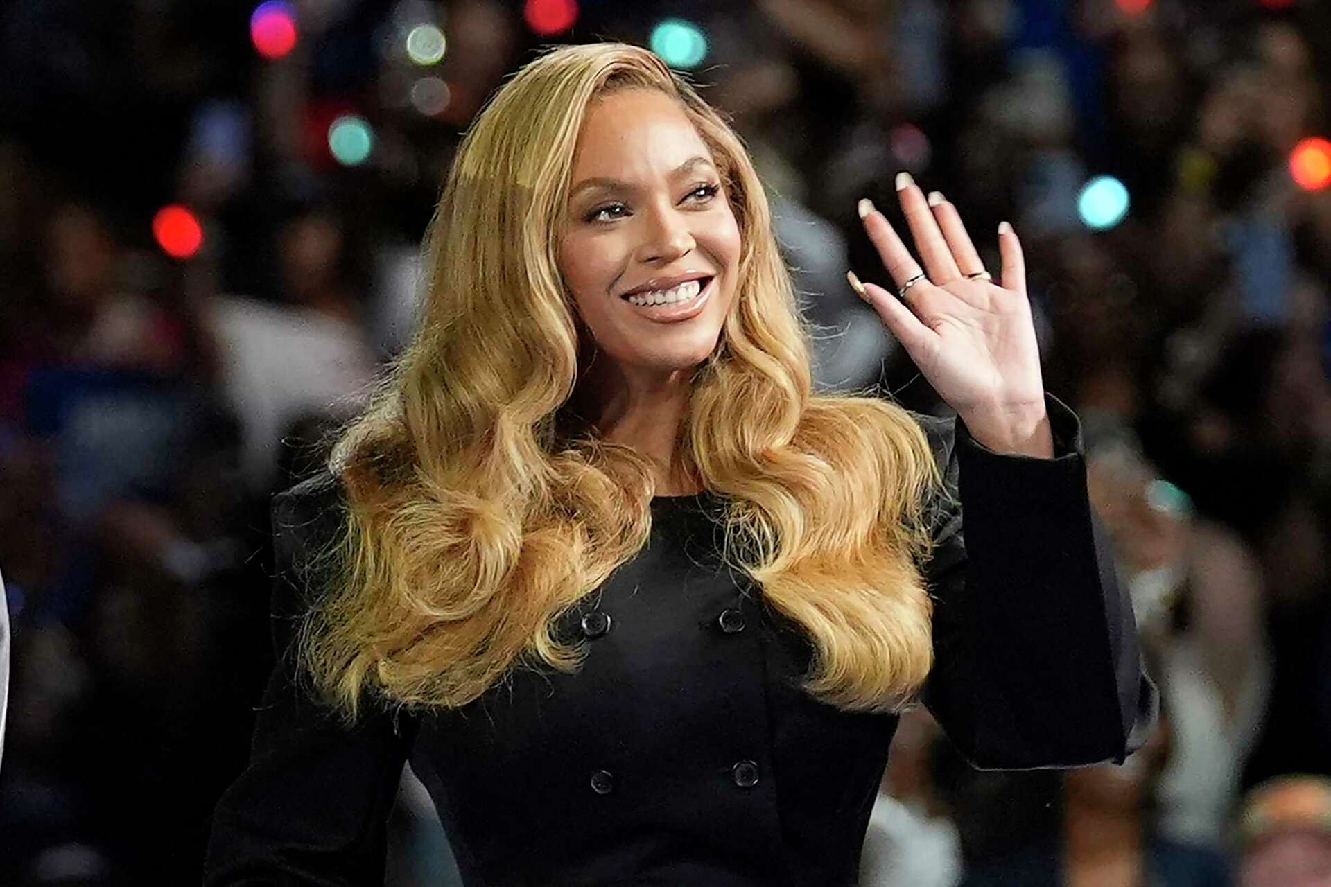 Beyoncé’s BeyGOOD Foundation donates to University of Houston