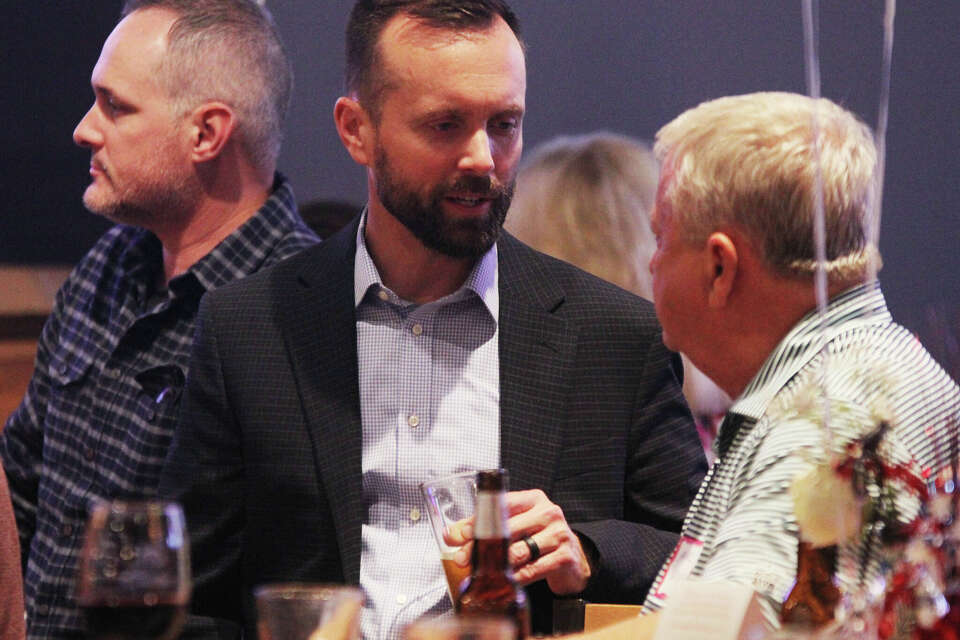 Optimism for both parties turns to cheers for Illinois Republicans