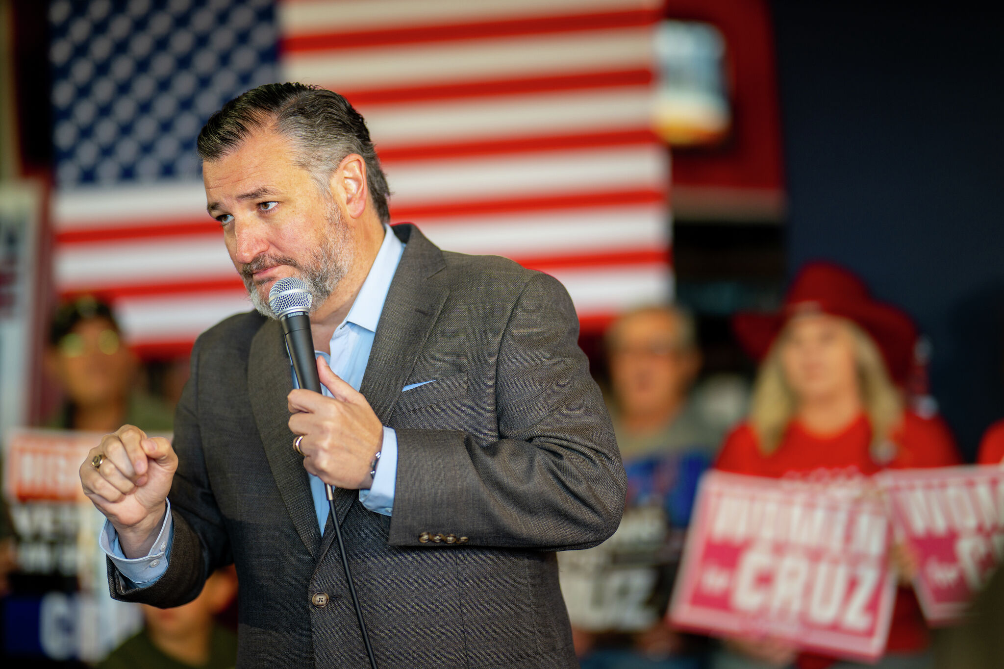 Ted Cruz rebukes 'tragic & sick' praise of alleged CEO shooter