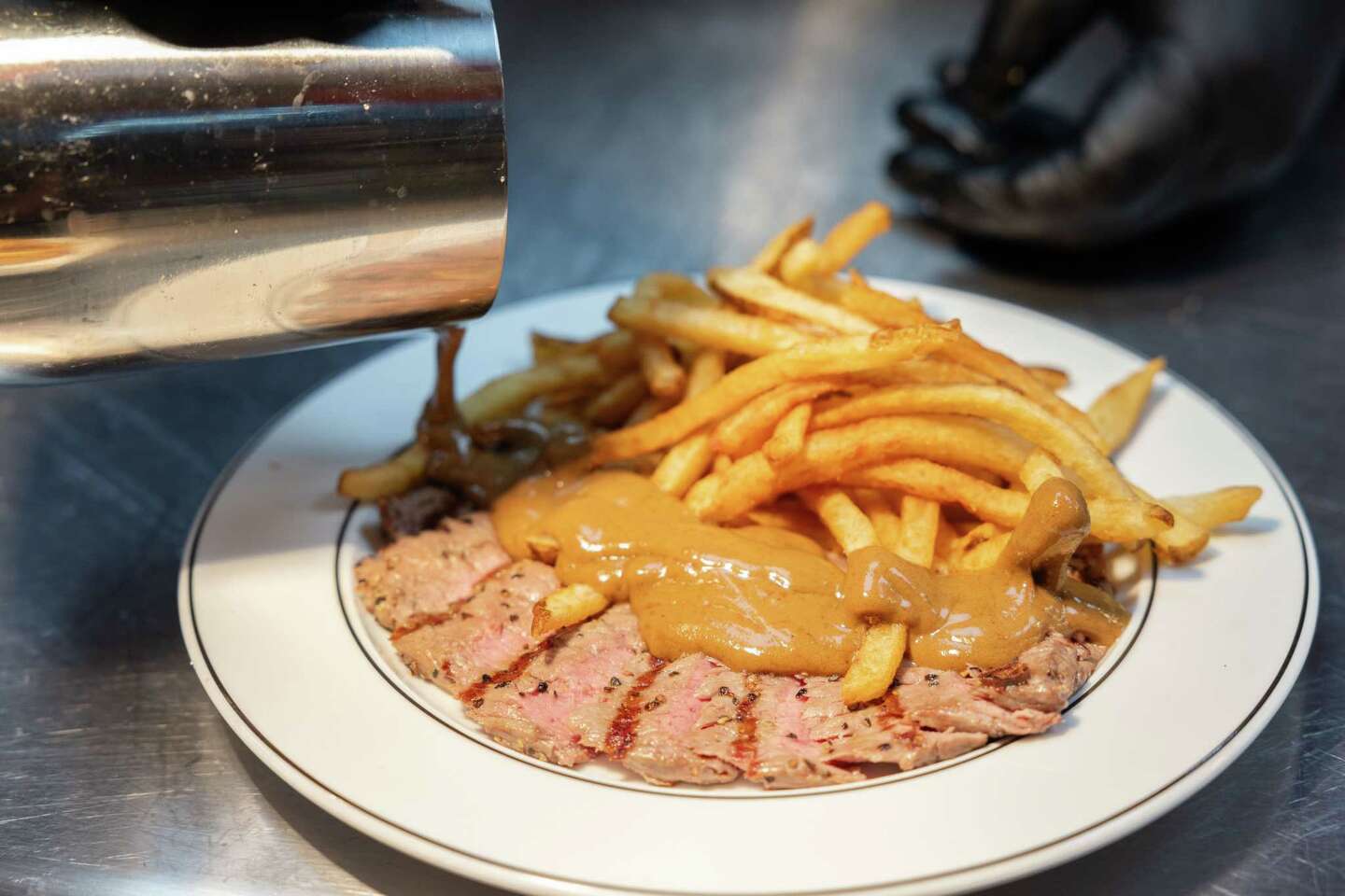 Medium Rare opens in Midtown with free seconds, $31 prix-fixe meals