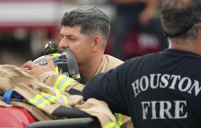 Houston firefighter Marcelo Garcia dead in warehouse fire on east side