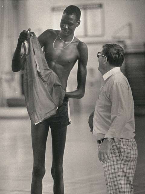 Remembering Manute Bol, 40 years after he was a Bridgeport sensation