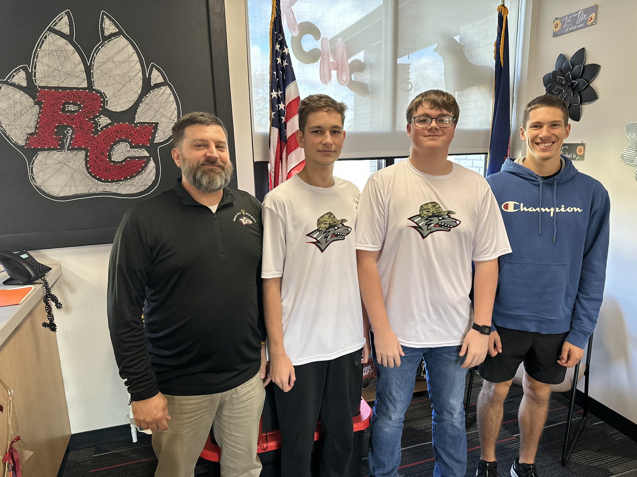 Reed City High School students honor veterans through committee