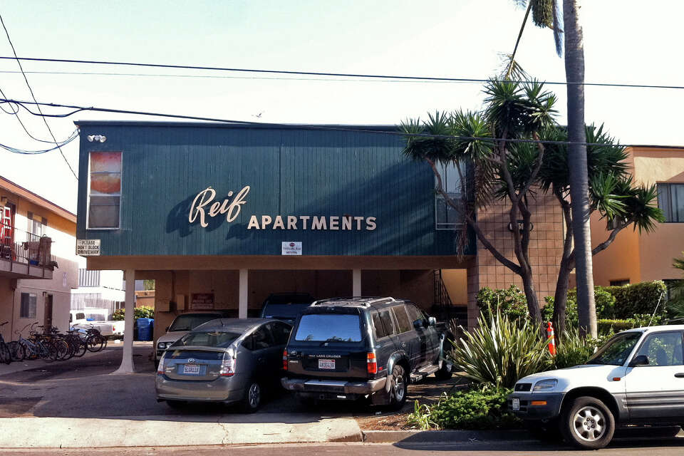 LA's famously bizarre apartments could never be built today