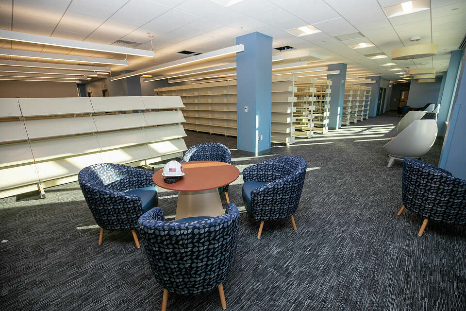 Southington's new library is scheduled to open in early December