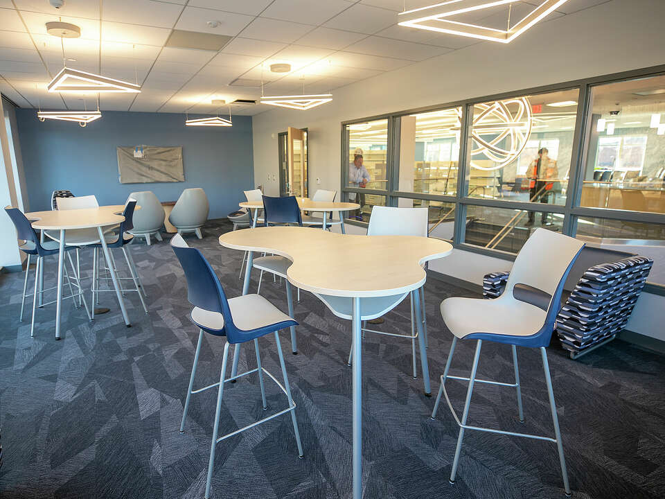 Southington's new library is scheduled to open in early December