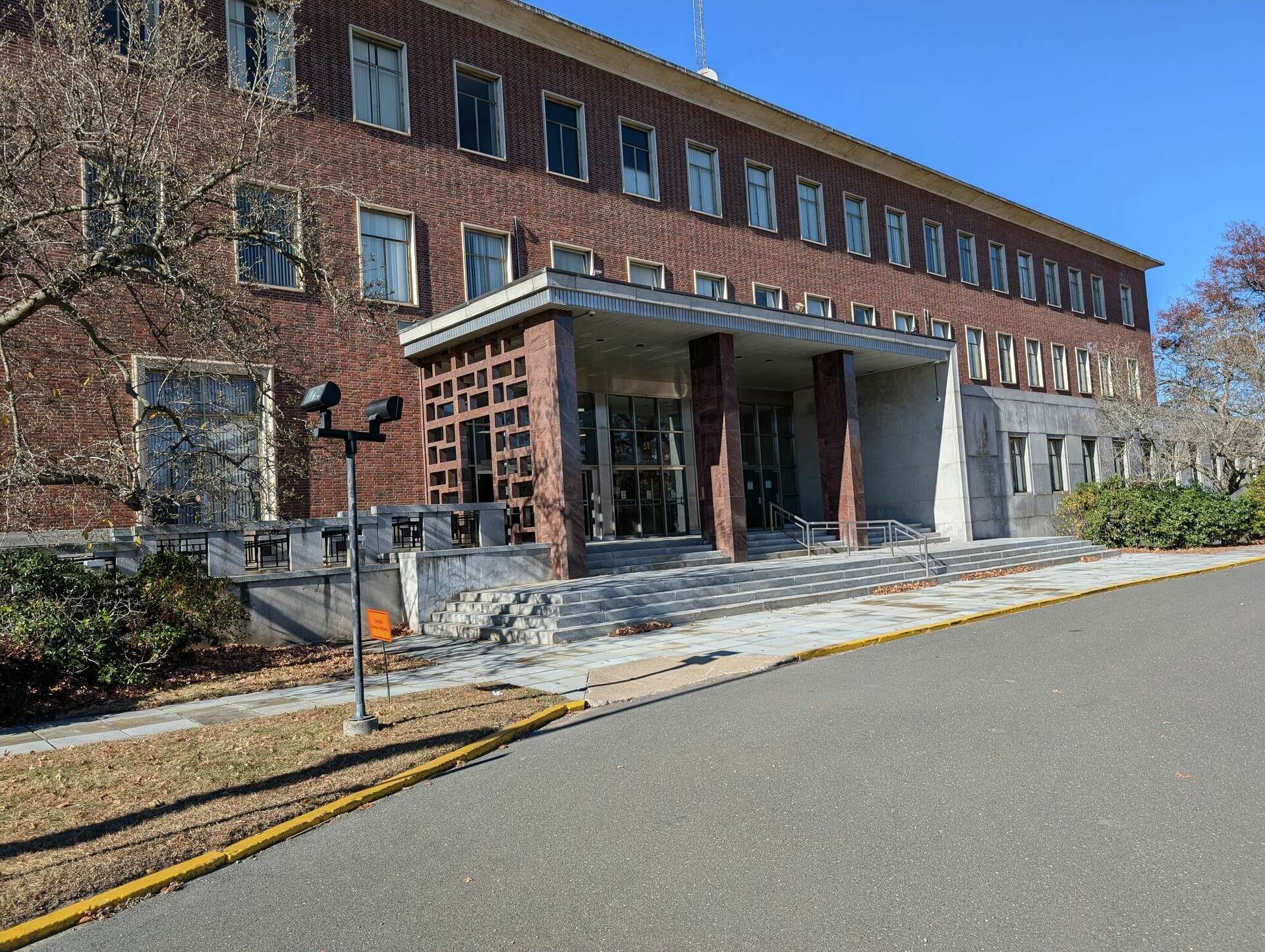 Public input sought on two possible sites for Hartford federal court