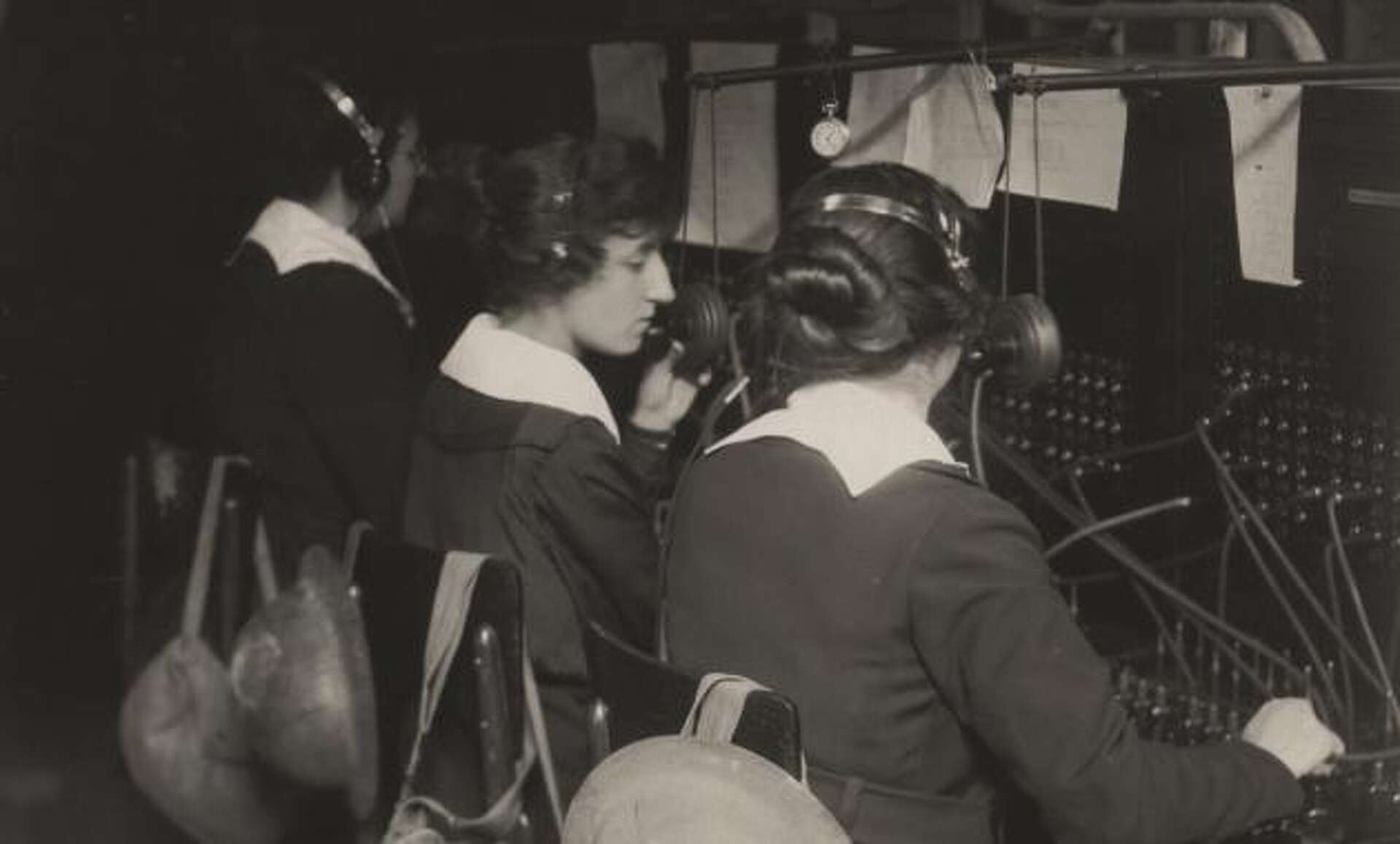 Congressional Gold Medal wanted for 'Hello Girls' WWI phone operators