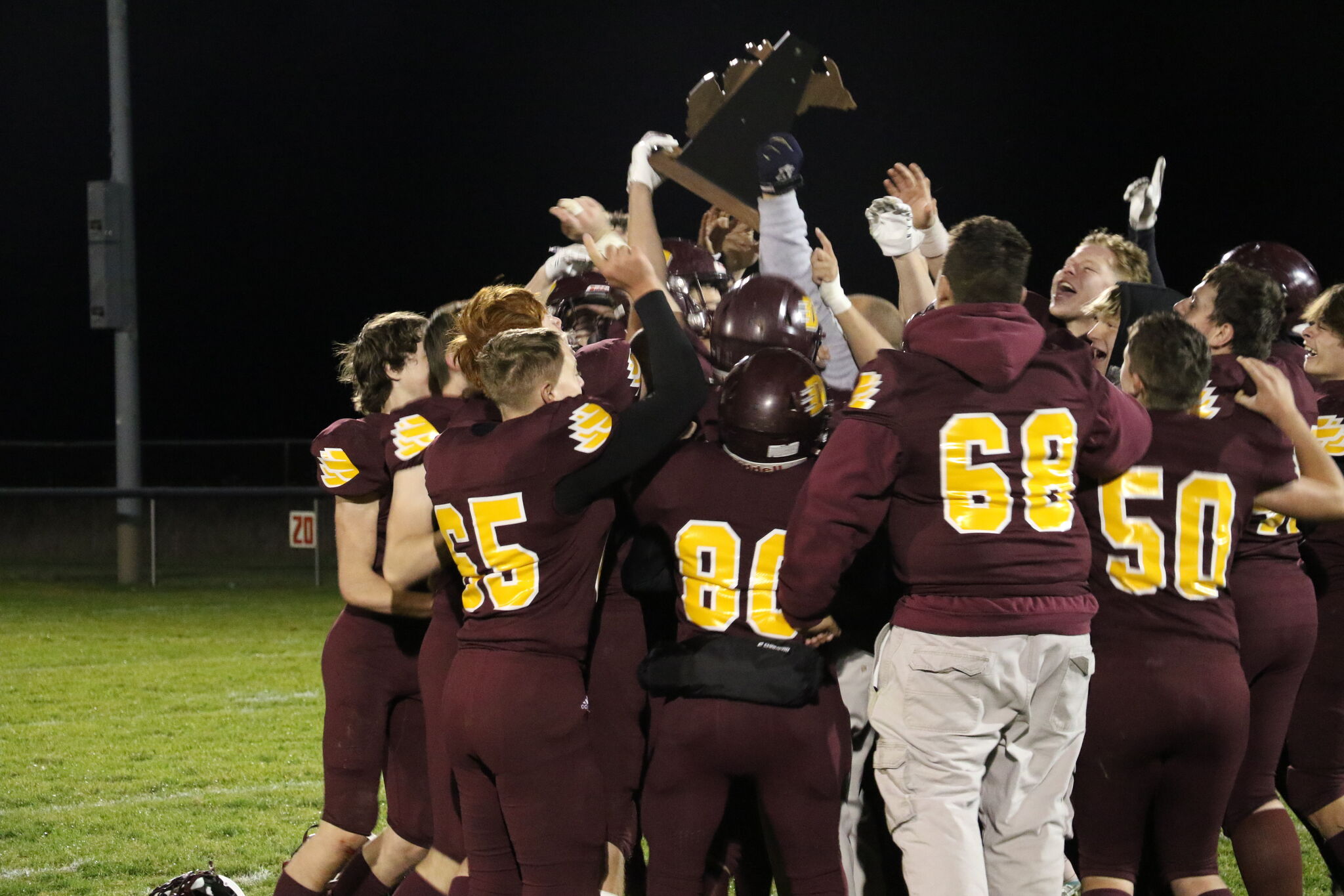 Deckerville prepares for Pickford in 8-man football state final