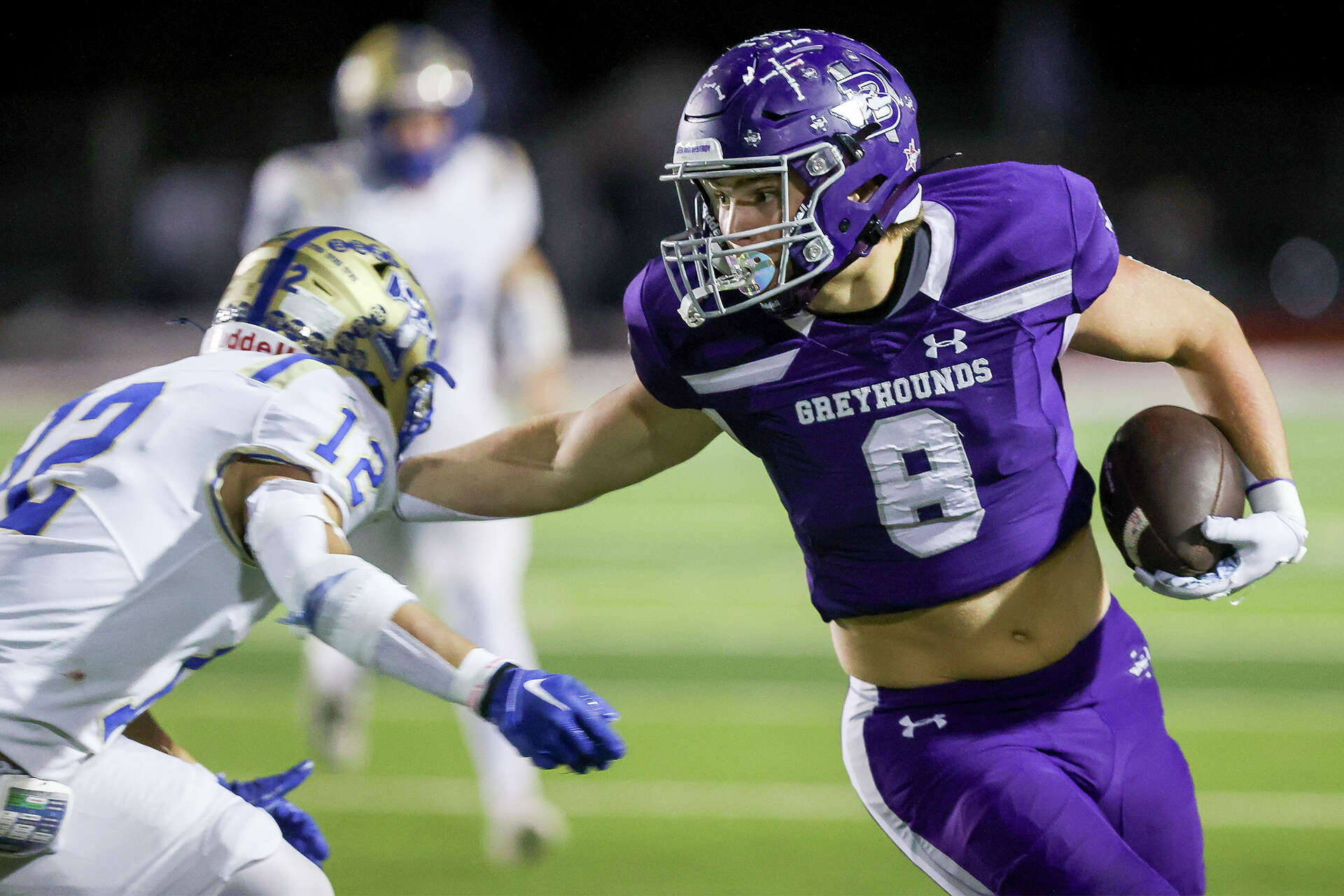 Boerne football routs Kerrville Tivy in regular season finale