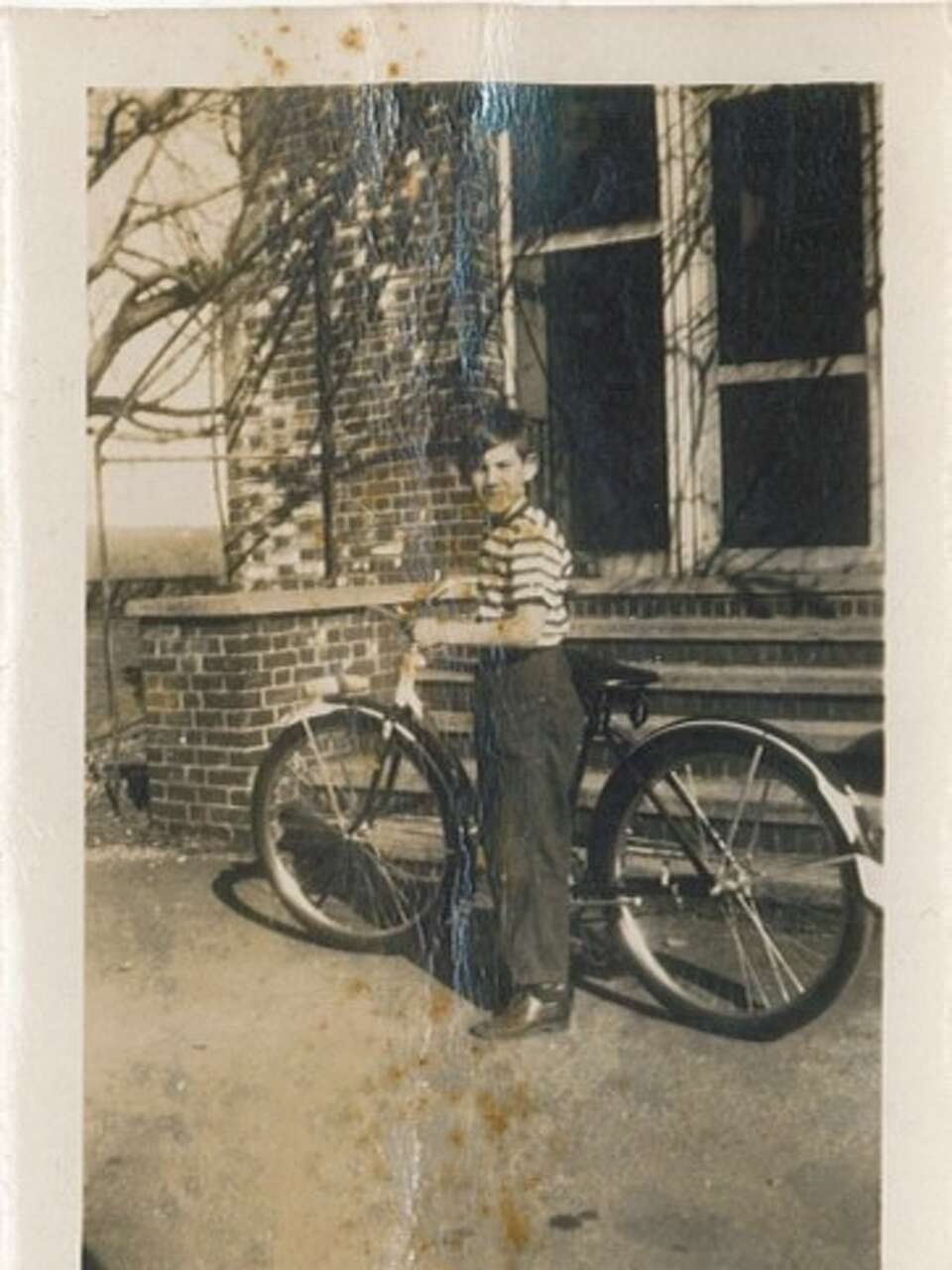 Woodstock’s Michael Esposito publishes Swami Salami cartoon book