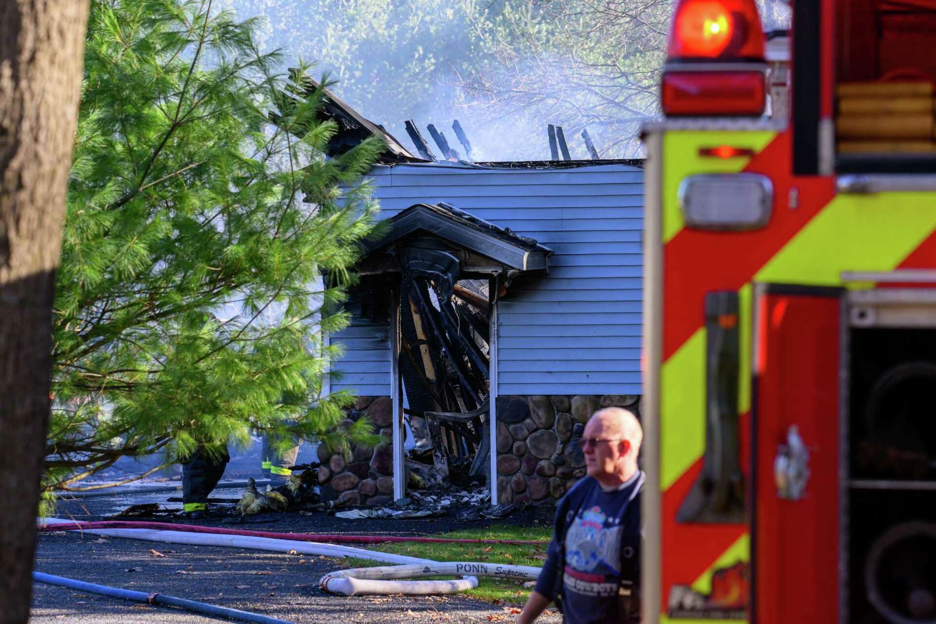 Dry, windy conditions from drought lead to Columbia County brush fire