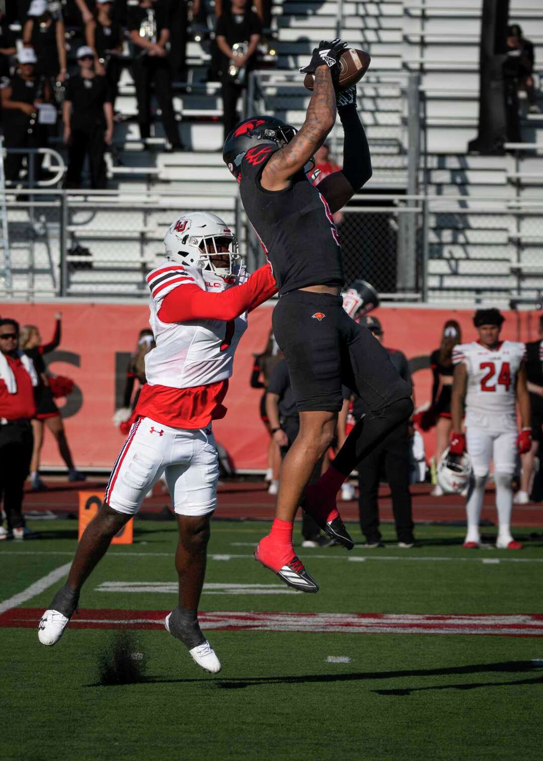 Incarnate Word football pulls away from Lamar in second half