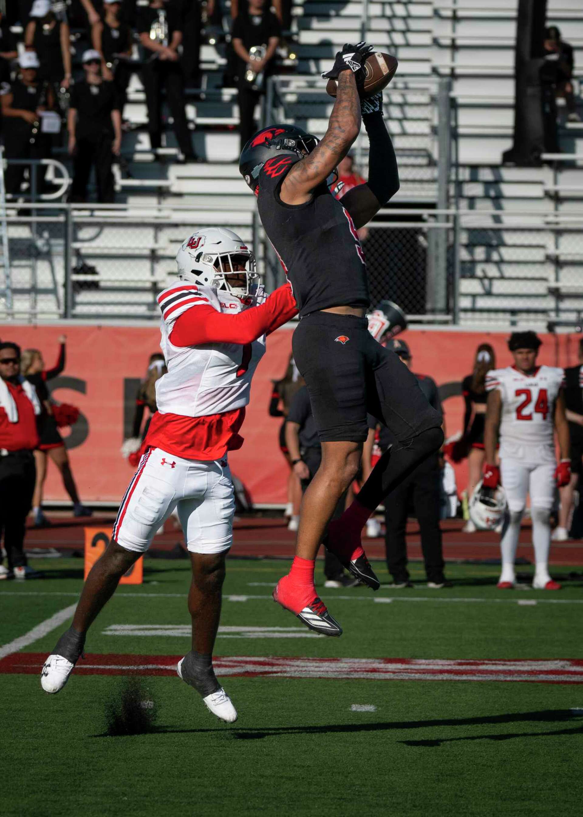 Incarnate Word football pulls away from Lamar in second half