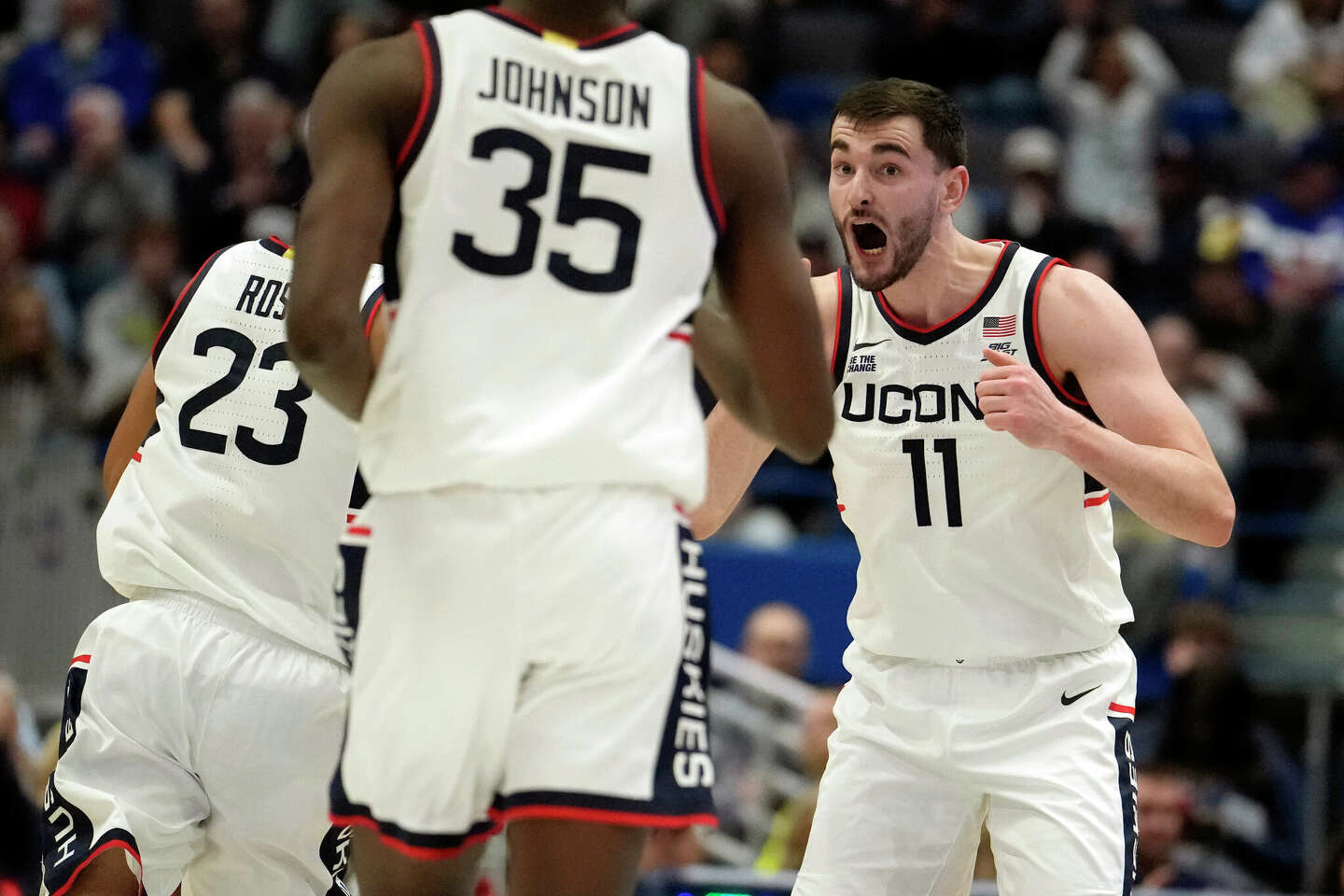 UConn men's basketball team stays at No. 3 in the AP Top 25 poll