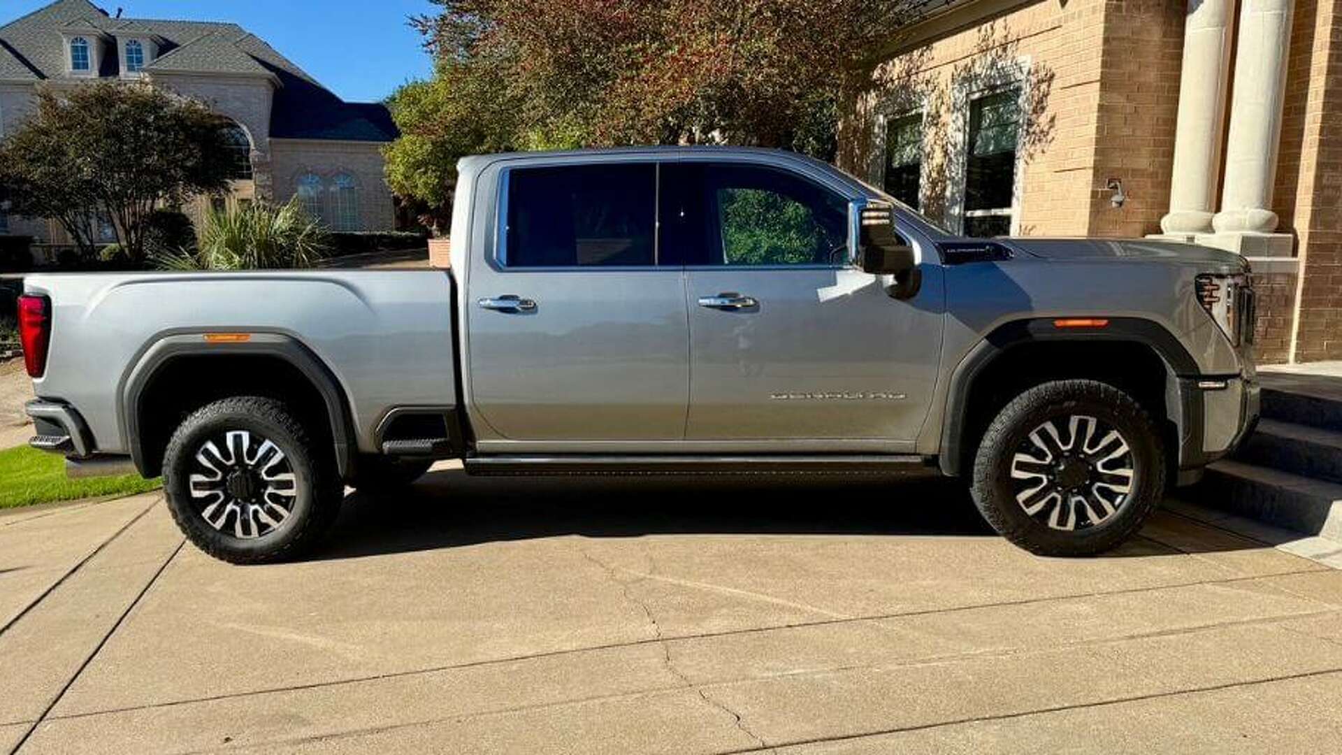 2025 GMC Sierra 2500 Denali Ultimate Duramax Review