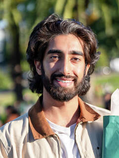 Hundreds gather at SF's Dolores Park for Dev Patel look-alike contest