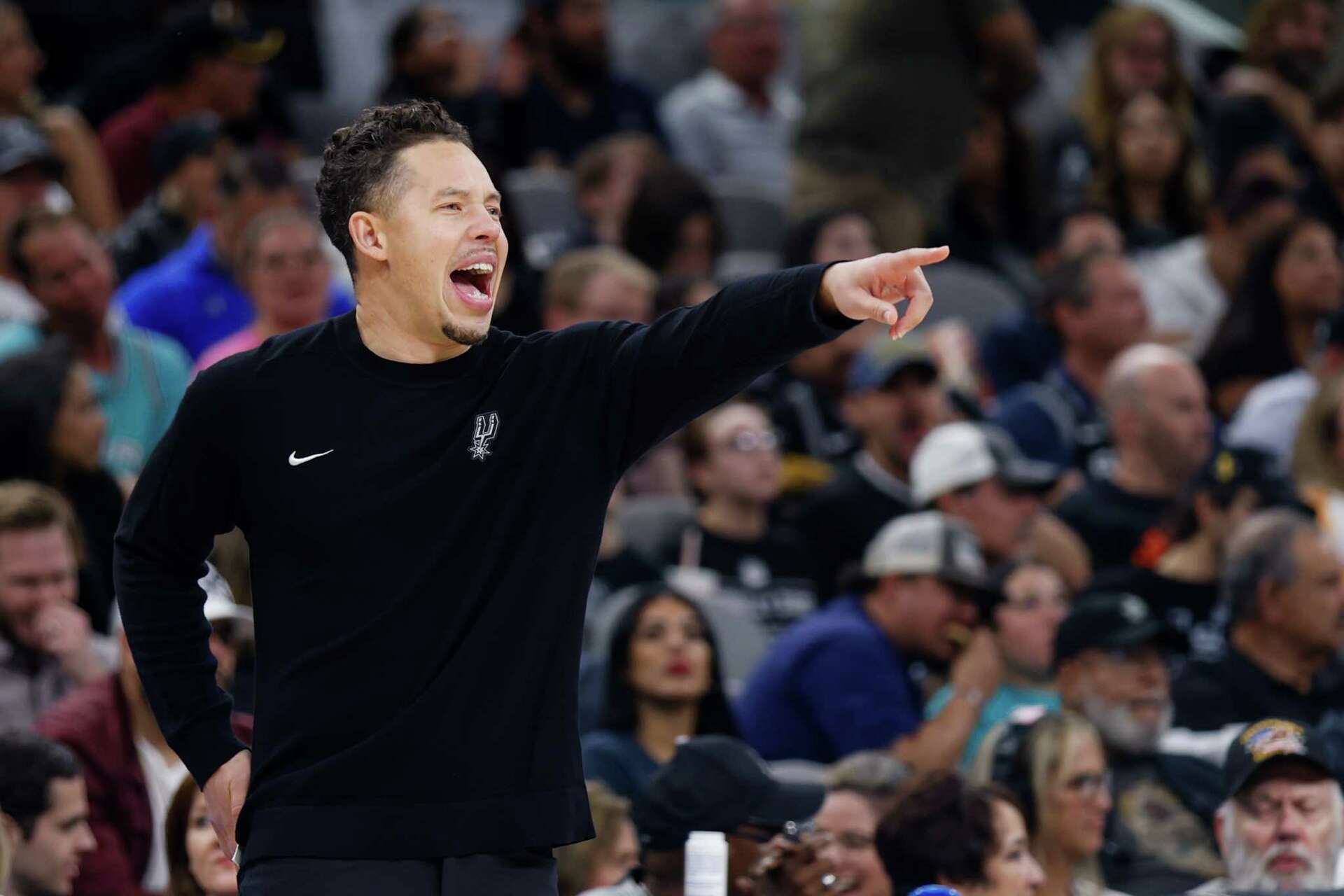 After Gregg Popovich's stroke, Spurs dealing with 'difficult time'