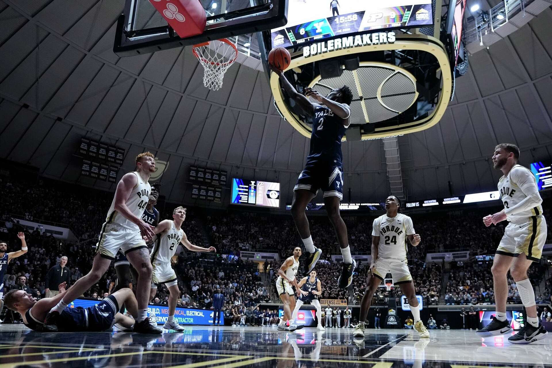 Mike Anthony: How Yale men's basketball handles success