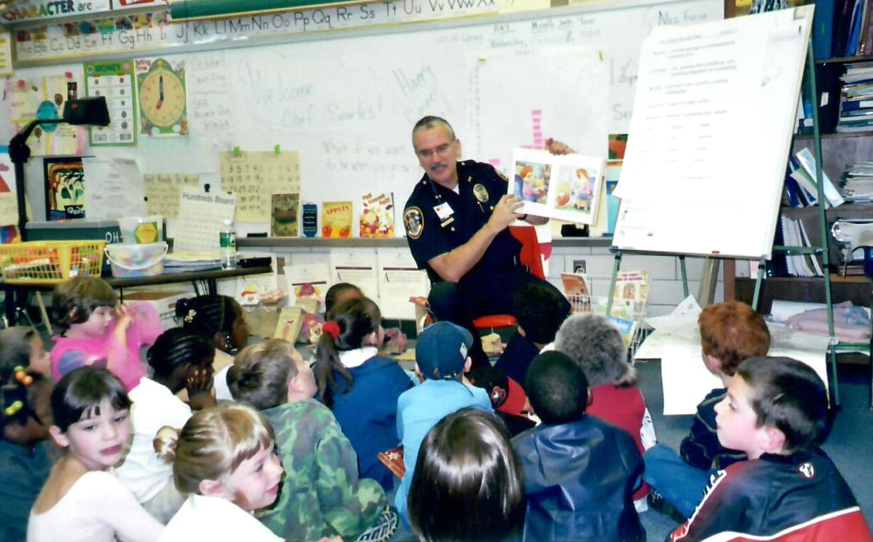 Former Windsor police chief Kevin Searles dies at age 74